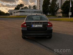 Pelēks Volvo S80 2010 Rīga, ar dzinēja tilpumu 2.40 L un nobraukumu 0 tūkst. km par 4950 €, foto 7 vietnē AUTOMOTO.COM.LV