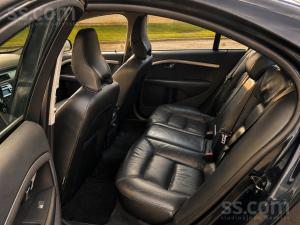 Pelēks Volvo S80 2010 Rīga, ar dzinēja tilpumu 2.40 L un nobraukumu 0 tūkst. km par 4950 €, foto 11 vietnē AUTOMOTO.COM.LV