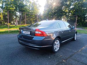 Grey Volvo S80 2010 in Kaunas, with an engine capacity of 2.40 L and mileage of 226 thousand km for 4250 €, photo 6 on AUTOMOTO.COM.LV