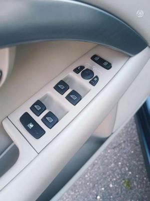 Grey Volvo S80 2010 in Kaunas, with an engine capacity of 2.40 L and mileage of 226 thousand km for 4250 €, photo 18 on AUTOMOTO.COM.LV