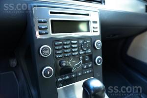 Grey Volvo S80 2010 in Riga, with an engine capacity of 2.00 L and mileage of 290 thousand km for 6790 €, photo 11 on AUTOMOTO.COM.LV