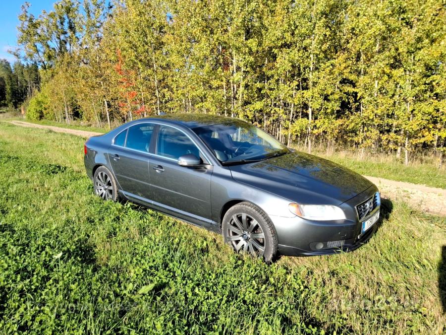 Pelēks Volvo S80 2010 Elva, ar dzinēja tilpumu 2.40 L un nobraukumu 271 tūkst. km par 7350 €, foto 1 vietnē AUTOMOTO.COM.LV