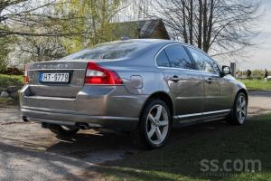 Pelēks Volvo S80 2011 Valmiera, ar dzinēja tilpumu 3.00 L un nobraukumu 386 tūkst. km par 6450 €, foto 4 vietnē AUTOMOTO.COM.LV