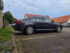 Grey Volvo S80 2011 in Voru, with an engine capacity of 2.40 L and mileage of 0 thousand km for 7500 €, photo 5 on AUTOMOTO.COM.LV