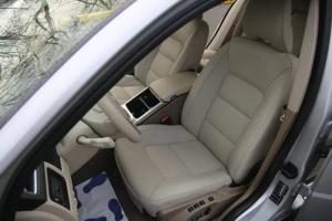 Pelēks Volvo S80 2011 Rīga, ar dzinēja tilpumu 2.40 L un nobraukumu 247 tūkst. km par 7990 €, foto 10 vietnē AUTOMOTO.COM.LV