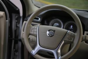 Pelēks Volvo S80 2011 Rīga, ar dzinēja tilpumu 2.40 L un nobraukumu 247 tūkst. km par 7990 €, foto 13 vietnē AUTOMOTO.COM.LV