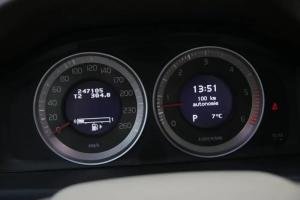 Pelēks Volvo S80 2011 Rīga, ar dzinēja tilpumu 2.40 L un nobraukumu 247 tūkst. km par 7990 €, foto 22 vietnē AUTOMOTO.COM.LV