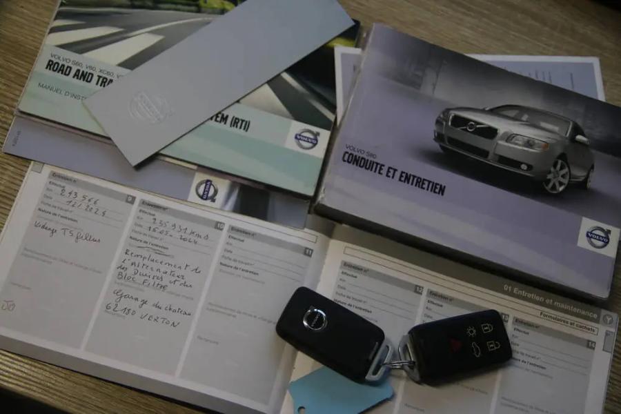 Pelēks Volvo S80 2011 Rīga, ar dzinēja tilpumu 2.40 L un nobraukumu 247 tūkst. km par 7990 €, foto 28 vietnē AUTOMOTO.COM.LV