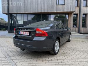 Grey Volvo S80 2011 in Tukums, with an engine capacity of 2.00 L and mileage of 292 thousand km for 5990 €, photo 6 on AUTOMOTO.COM.LV