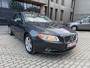 Grey Volvo S80 2011 in Tukums, with an engine capacity of 2.00 L and mileage of 292 thousand km for 5990 €, photo 16 on AUTOMOTO.COM.LV