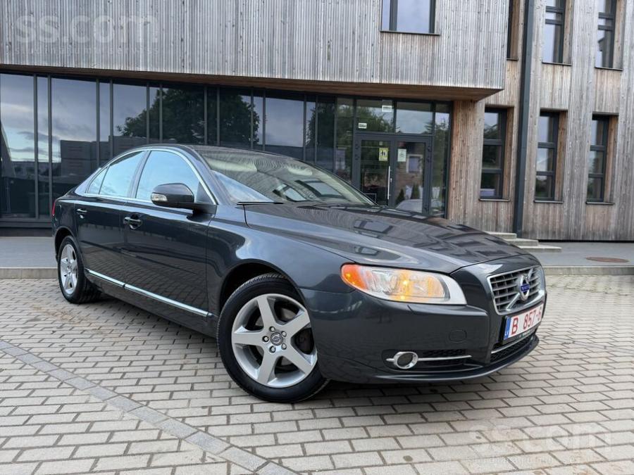 Grey Volvo S80 2011 in Tukums, with an engine capacity of 2.00 L and mileage of 292 thousand km for 5990 €, photo 17 on AUTOMOTO.COM.LV