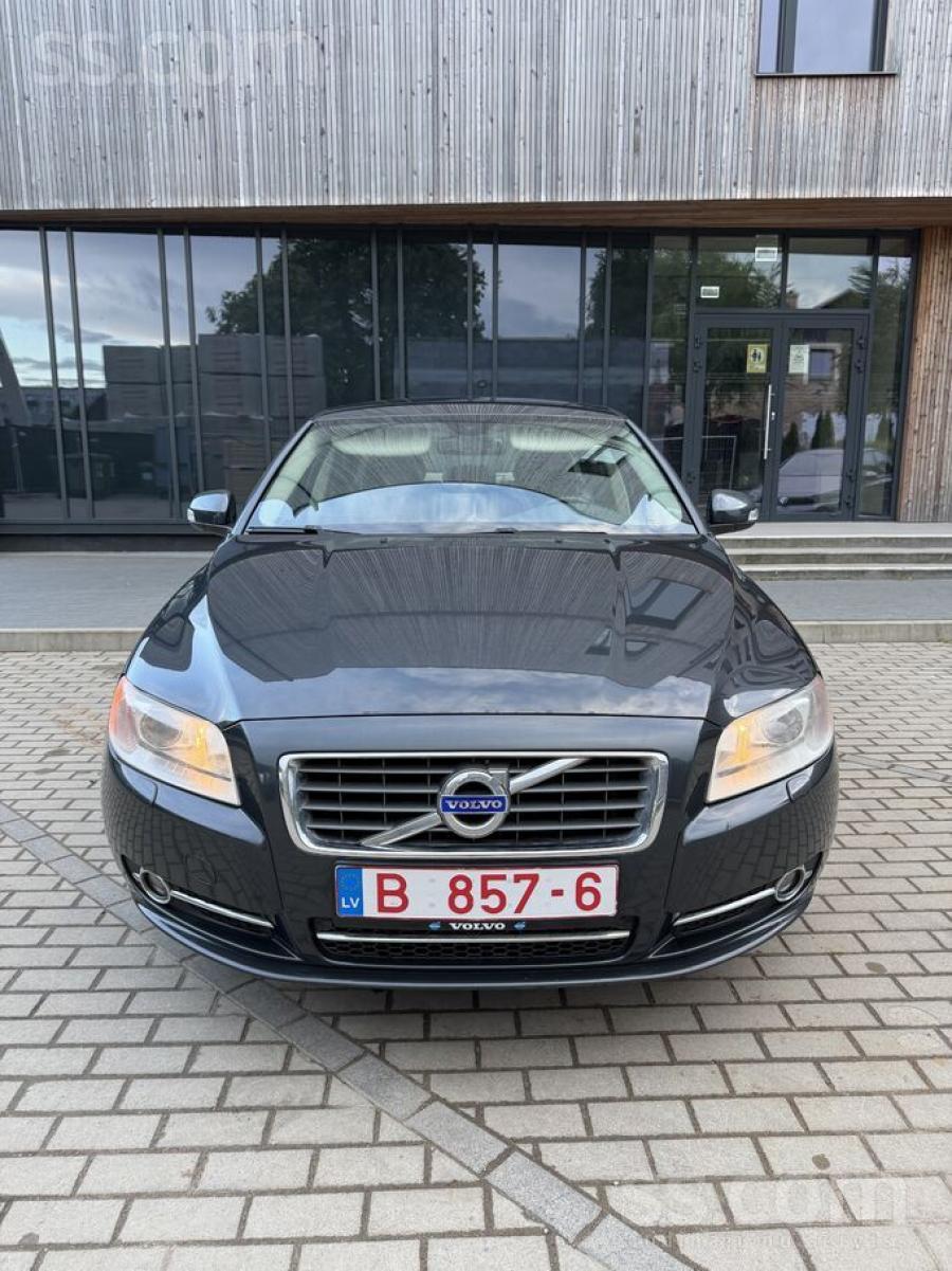 Grey Volvo S80 2011 in Tukums, with an engine capacity of 2.00 L and mileage of 292 thousand km for 5990 €, photo 18 on AUTOMOTO.COM.LV