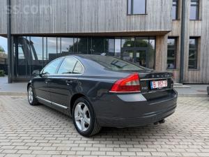 Grey Volvo S80 2011 in Tukums, with an engine capacity of 2.00 L and mileage of 292 thousand km for 5990 €, photo 21 on AUTOMOTO.COM.LV
