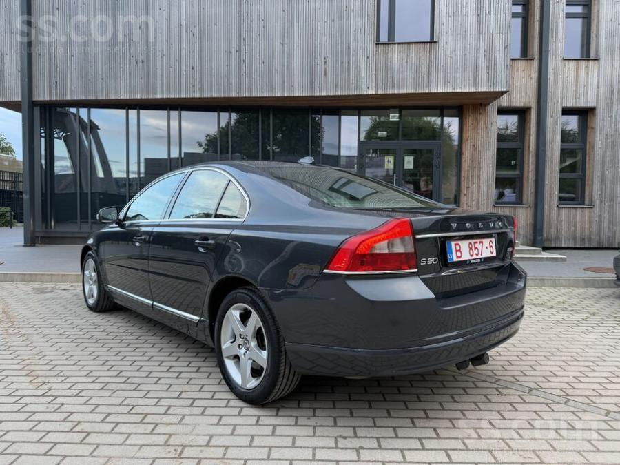 Grey Volvo S80 2011 in Tukums, with an engine capacity of 2.00 L and mileage of 292 thousand km for 5990 €, photo 21 on AUTOMOTO.COM.LV