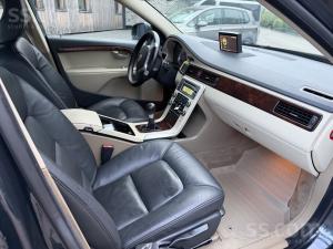 Grey Volvo S80 2011 in Tukums, with an engine capacity of 2.00 L and mileage of 292 thousand km for 5990 €, photo 24 on AUTOMOTO.COM.LV