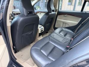 Grey Volvo S80 2011 in Tukums, with an engine capacity of 2.00 L and mileage of 292 thousand km for 5990 €, photo 31 on AUTOMOTO.COM.LV