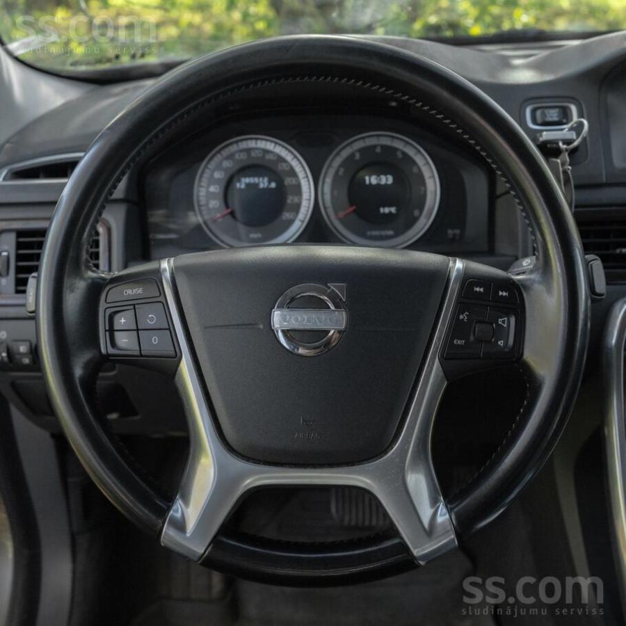 Pelēks Volvo S80 2011 Rīga, ar dzinēja tilpumu 3.00 L un nobraukumu 391 tūkst. km par 6250 €, foto 9 vietnē AUTOMOTO.COM.LV