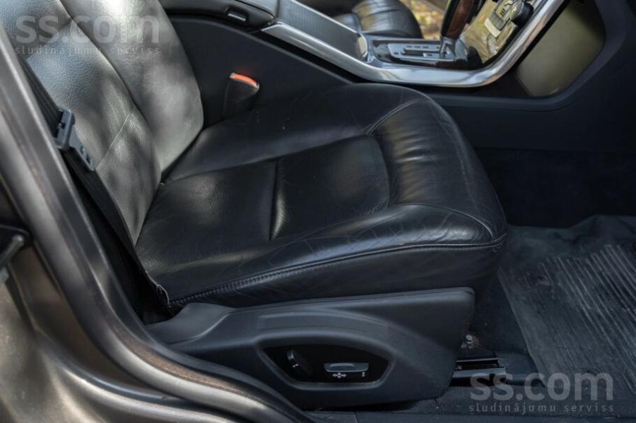 Pelēks Volvo S80 2011 Rīga, ar dzinēja tilpumu 3.00 L un nobraukumu 391 tūkst. km par 6250 €, foto 14 vietnē AUTOMOTO.COM.LV