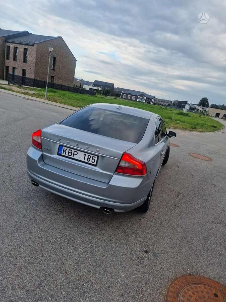 Pelēks Volvo S80 2011 Klaipėda, ar dzinēja tilpumu 3.20 L un nobraukumu 290 tūkst. km par 5300 €, foto 5 vietnē AUTOMOTO.COM.LV