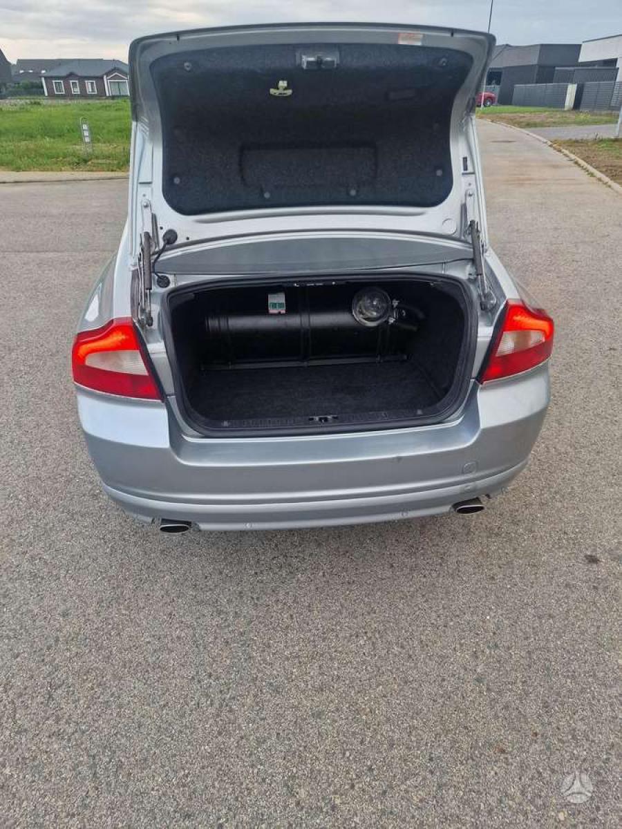 Pelēks Volvo S80 2011 Klaipėda, ar dzinēja tilpumu 3.20 L un nobraukumu 290 tūkst. km par 5300 €, foto 6 vietnē AUTOMOTO.COM.LV