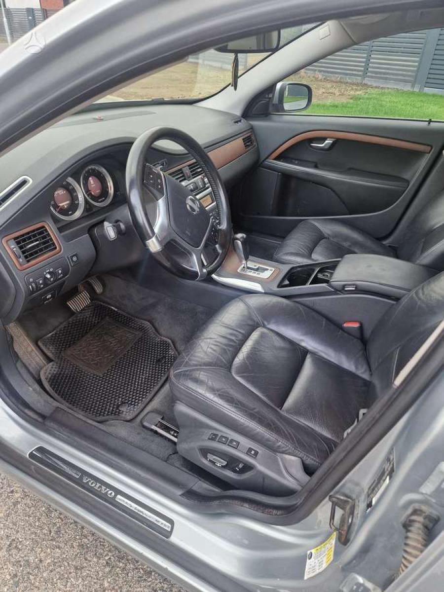 Pelēks Volvo S80 2011 Klaipėda, ar dzinēja tilpumu 3.20 L un nobraukumu 290 tūkst. km par 5300 €, foto 7 vietnē AUTOMOTO.COM.LV