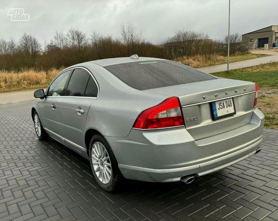 Grey Volvo S80 2012 in Kaunas, with an engine capacity of 3.20 L and mileage of 210 thousand km for 4800 €, photo 5 on AUTOMOTO.COM.LV
