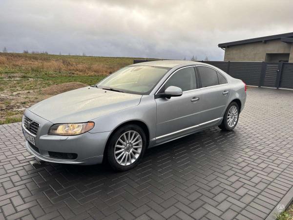 Pelēks Volvo S80 2012 Jonava, ar dzinēja tilpumu 3.20 L un nobraukumu 338 tūkst. km par 4500 €, foto 3 vietnē AUTOMOTO.COM.LV