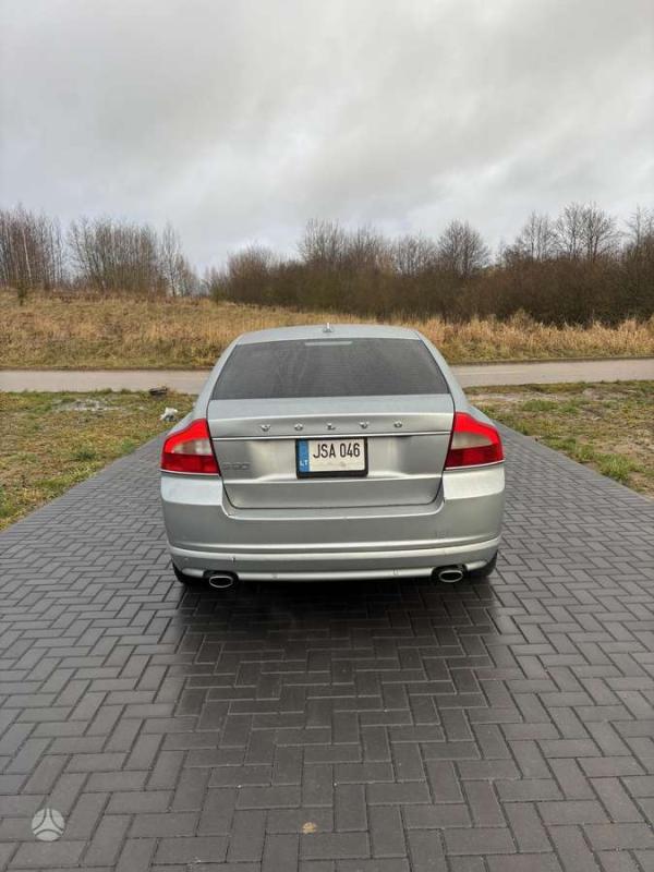 Pelēks Volvo S80 2012 Jonava, ar dzinēja tilpumu 3.20 L un nobraukumu 338 tūkst. km par 4500 €, foto 5 vietnē AUTOMOTO.COM.LV