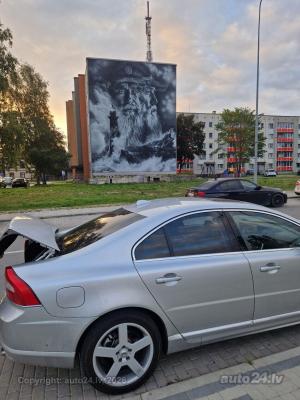 Серый Вольво С80 2012 в Лиепая, объемом двигателя 2.40 л и пробегом 198 тыс. км за 8000 €, фото 8 на AUTOMOTO.COM.LV