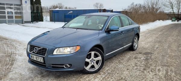 Pelēks Volvo S80 2012 Rīga, ar dzinēja tilpumu 2.00 L un nobraukumu 0 tūkst. km par 4500 €, foto 2 vietnē AUTOMOTO.COM.LV