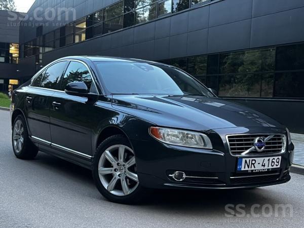 Volvo S80 2012 in Ogre on AUTOMOTO.COM.LV Grey Volvo S80 2012 in Ogre, with an engine capacity of 2.40 L and mileage of 323 thousand km for 7499 €, photo 1 on AUTOMOTO.COM.LV
