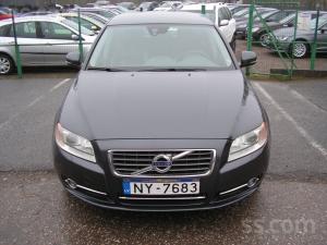 Grey Volvo S80 2013 in Riga, with an engine capacity of 2.00 L and mileage of 0 thousand km for 6350 €, photo 5 on AUTOMOTO.COM.LV