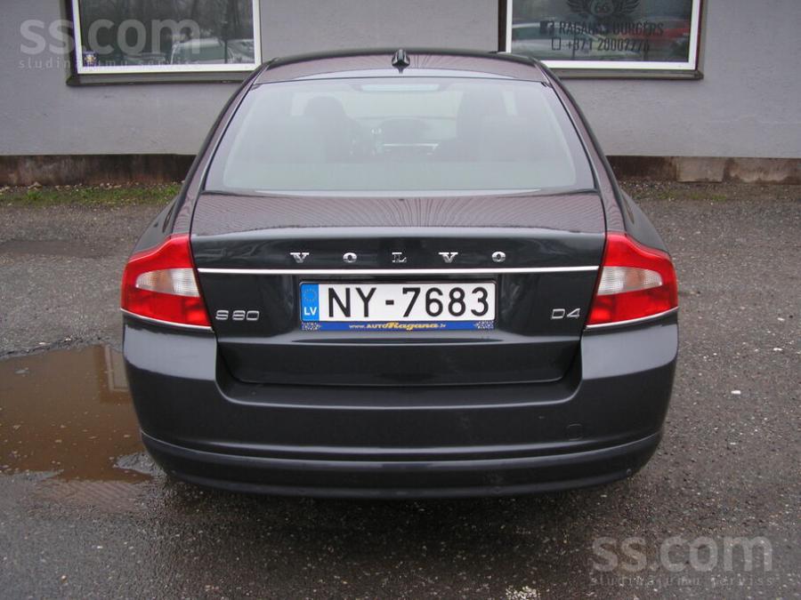 Grey Volvo S80 2013 in Riga, with an engine capacity of 2.00 L and mileage of 0 thousand km for 6350 €, photo 6 on AUTOMOTO.COM.LV