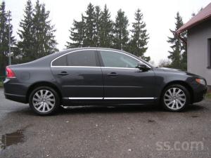 Grey Volvo S80 2013 in Riga, with an engine capacity of 2.00 L and mileage of 0 thousand km for 6350 €, photo 7 on AUTOMOTO.COM.LV