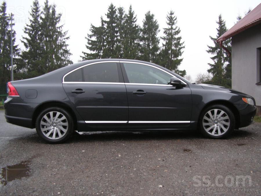 Grey Volvo S80 2013 in Riga, with an engine capacity of 2.00 L and mileage of 0 thousand km for 6350 €, photo 7 on AUTOMOTO.COM.LV
