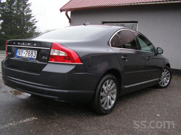 Grey Volvo S80 2013 in Riga, with an engine capacity of 2.00 L and mileage of 0 thousand km for 6350 €, photo 10 on AUTOMOTO.COM.LV