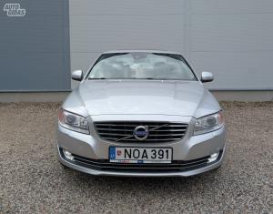 Grey Volvo S80 2013 in Vilnius, with an engine capacity of 2.40 L and mileage of 358 thousand km for 8000 €, photo 3 on AUTOMOTO.COM.LV