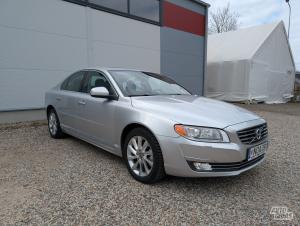 Grey Volvo S80 2013 in Vilnius, with an engine capacity of 2.40 L and mileage of 358 thousand km for 8000 €, photo 9 on AUTOMOTO.COM.LV