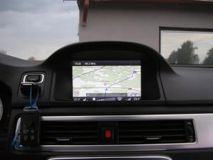 Grey Volvo S80 2013 in Riga, with an engine capacity of 2.00 L and mileage of 282 thousand km for 7350 €, photo 4 on AUTOMOTO.COM.LV