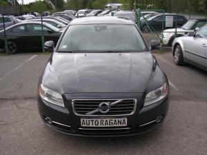 Grey Volvo S80 2013 in Riga, with an engine capacity of 2.00 L and mileage of 282 thousand km for 7350 €, photo 15 on AUTOMOTO.COM.LV