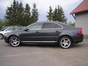 Grey Volvo S80 2013 in Riga, with an engine capacity of 2.00 L and mileage of 282 thousand km for 7350 €, photo 16 on AUTOMOTO.COM.LV