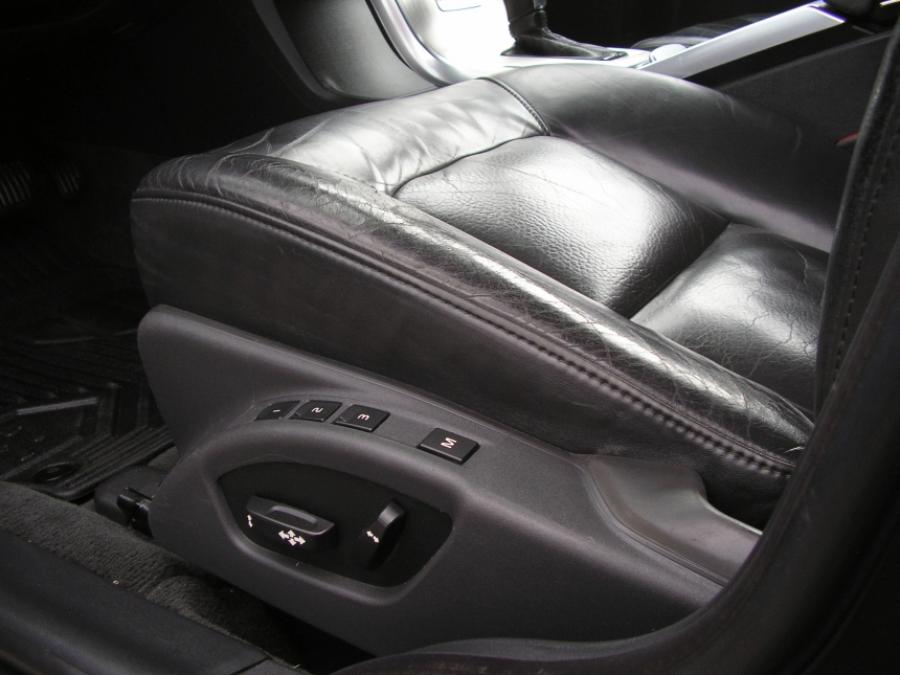 Grey Volvo S80 2013 in Riga, with an engine capacity of 2.00 L and mileage of 282 thousand km for 7350 €, photo 20 on AUTOMOTO.COM.LV
