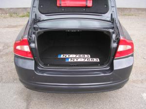 Grey Volvo S80 2013 in Riga, with an engine capacity of 2.00 L and mileage of 282 thousand km for 7350 €, photo 22 on AUTOMOTO.COM.LV