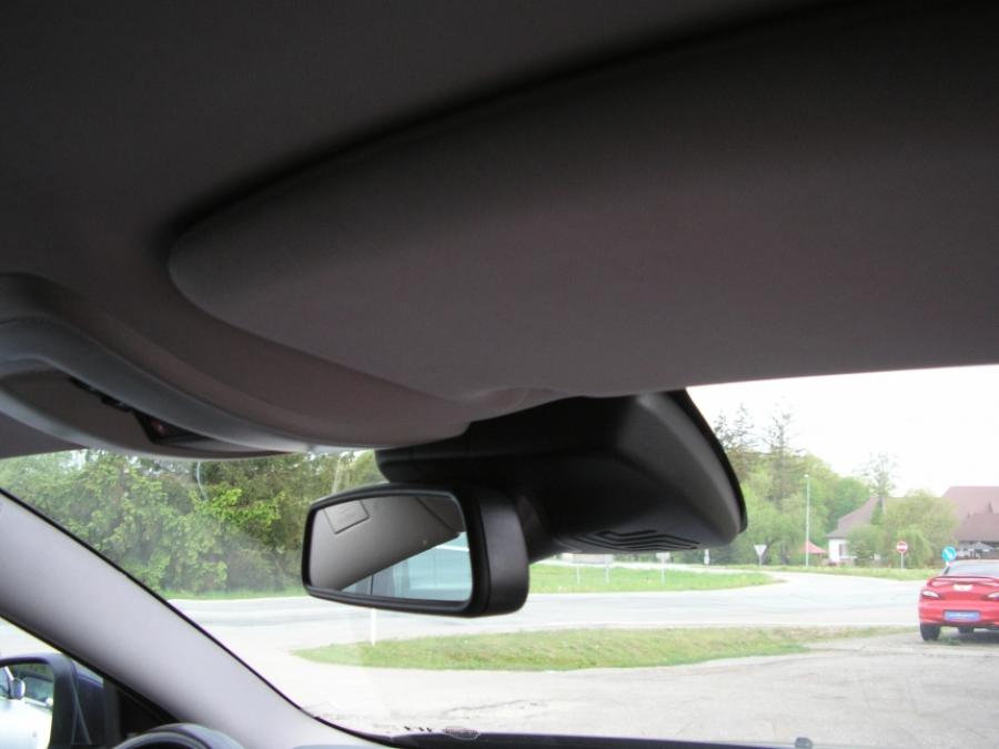 Grey Volvo S80 2013 in Riga, with an engine capacity of 2.00 L and mileage of 282 thousand km for 7350 €, photo 26 on AUTOMOTO.COM.LV