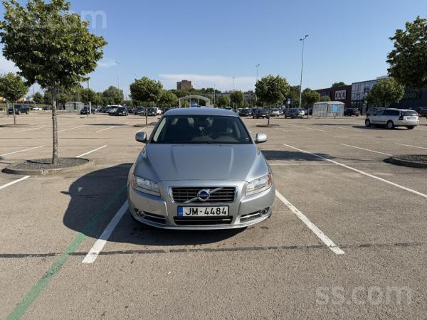 Pelēks Volvo S80 2013 Rīga, ar dzinēja tilpumu 2.00 L un nobraukumu 260 tūkst. km par 5000 €, foto 4 vietnē AUTOMOTO.COM.LV