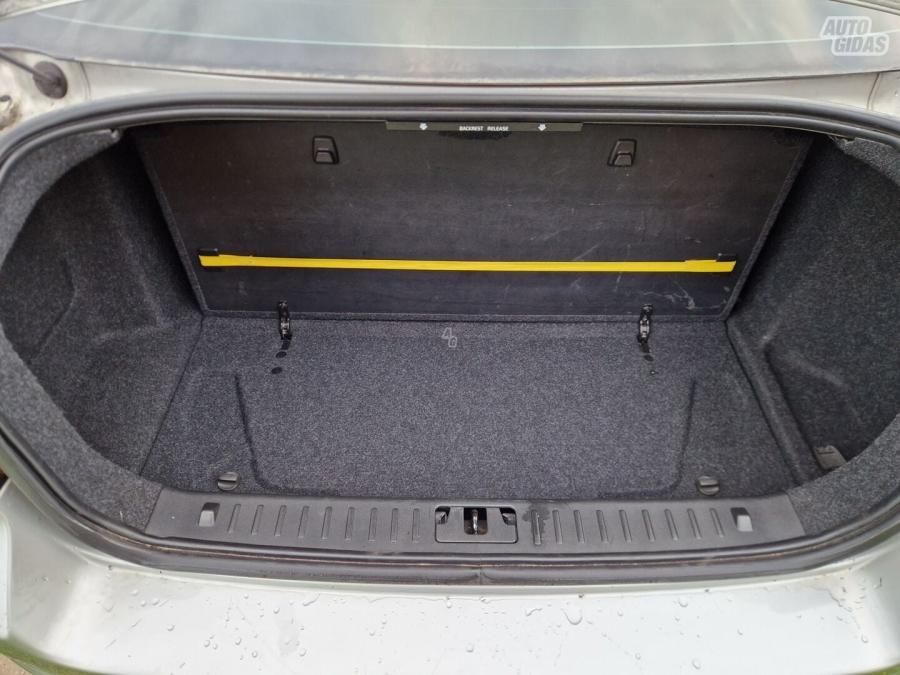 Grey Volvo S80 2013 in Vilnius, with an engine capacity of 2.00 L and mileage of 352 thousand km for 5950 €, photo 8 on AUTOMOTO.COM.LV
