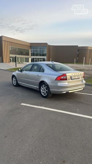 Pelēks Volvo S80 2013 Klaipėda, ar dzinēja tilpumu 2.40 L un nobraukumu 290 tūkst. km par 6790 €, foto 5 vietnē AUTOMOTO.COM.LV