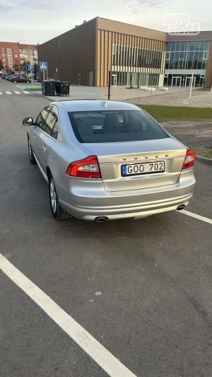 Pelēks Volvo S80 2013 Klaipėda, ar dzinēja tilpumu 2.40 L un nobraukumu 290 tūkst. km par 6790 €, foto 13 vietnē AUTOMOTO.COM.LV