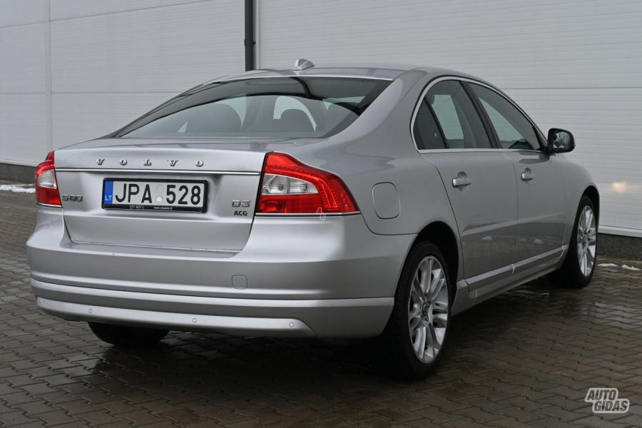 Pelēks Volvo S80 2014 Kretinga, ar dzinēja tilpumu 2.00 L un nobraukumu 295 tūkst. km par 6499 €, foto 6 vietnē AUTOMOTO.COM.LV