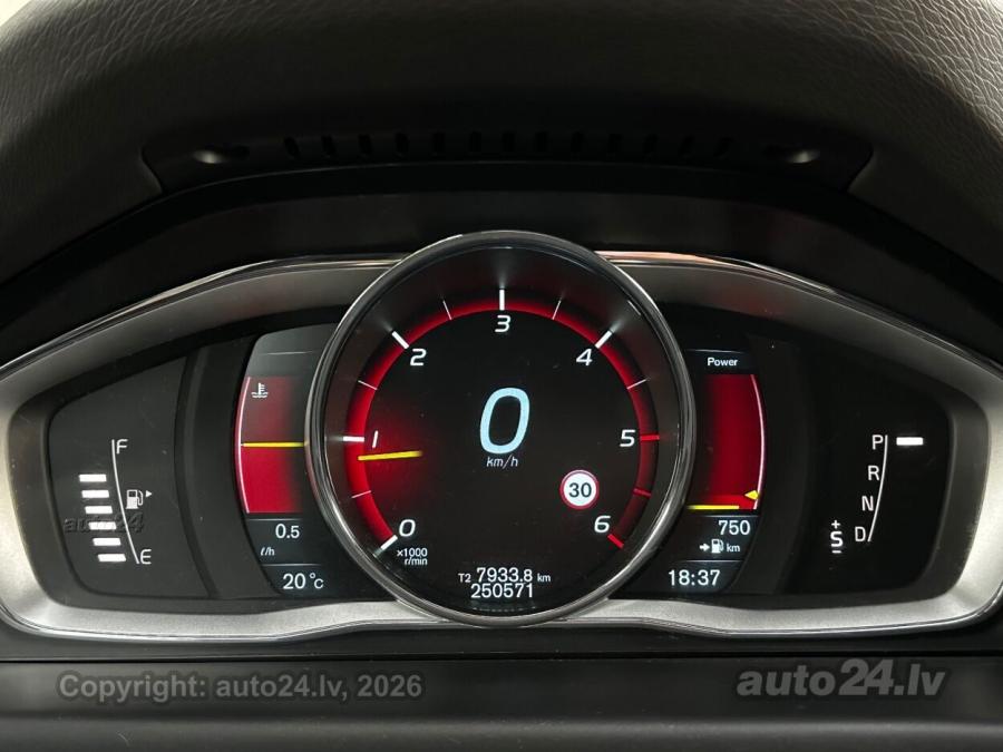 Серый Вольво С80 2014 в Таллин, объемом двигателя 1.97 л и пробегом 285 тыс. км за 12000 €, фото 15 на AUTOMOTO.COM.LV
